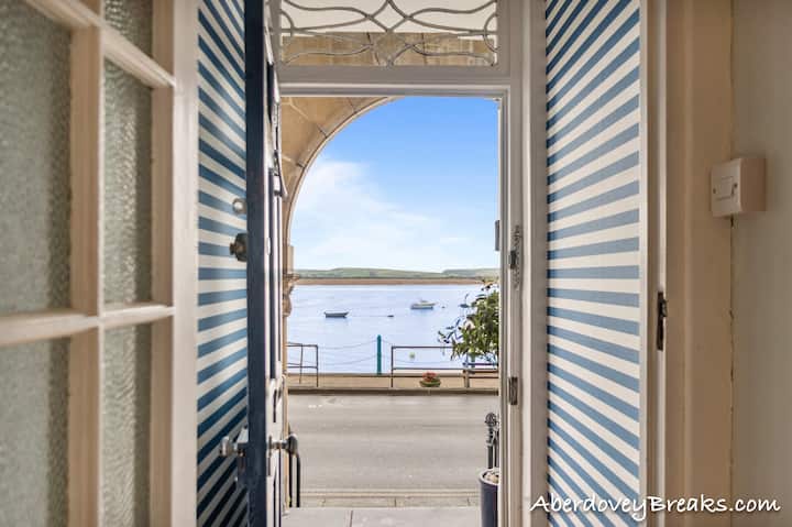 Tan Y Graig | Aberdovey | 4 Bedrooms | Sleeps 8 - Aberdovey