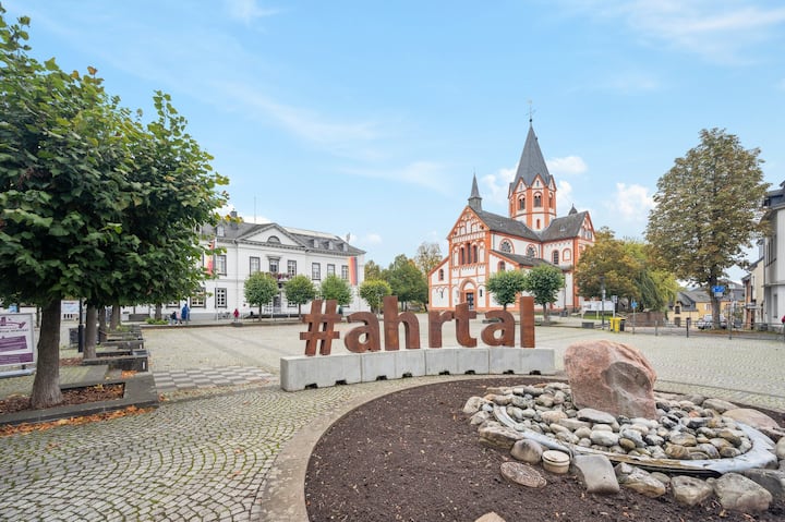 Airbnb Am Sinziger Schloss - Unkel