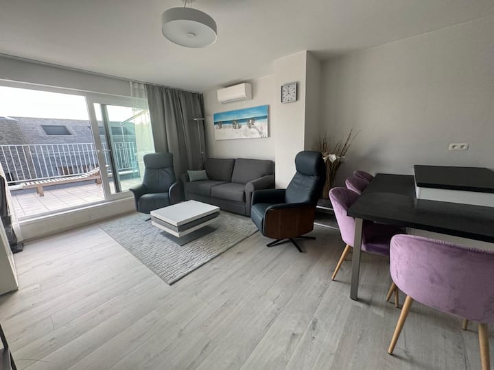 Penthouse Met Zeer Ruim Terras - Middelkerke