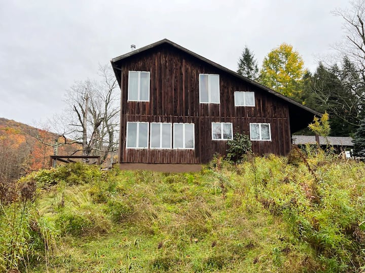 Rustic Chalet On 34 Acres - Margaretville, NY
