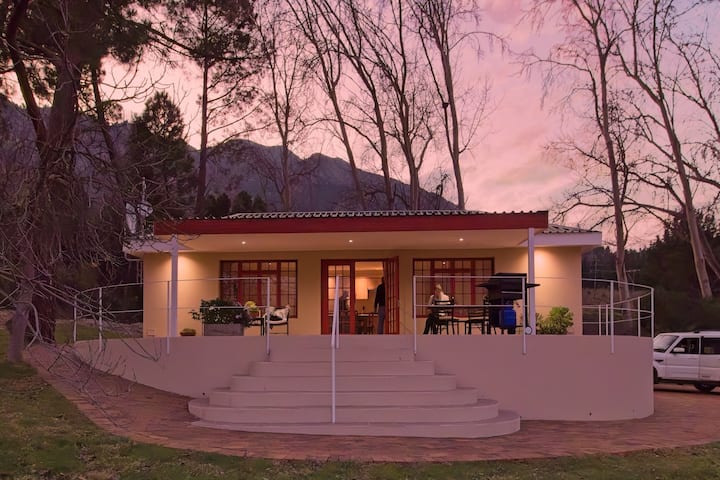 Casa Aurelia: Cozy Farm Cottage - Villiersdorp