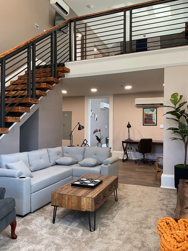 One Zero Five Stay 300 - Montpelier, VT