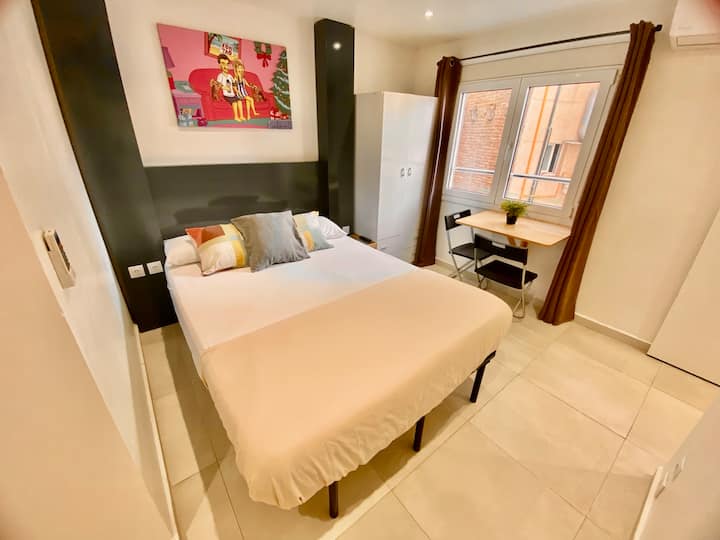 1 Nuevo Loft. Cocina Y Baño Privado Metro 212 St - Esplugues de Llobregat