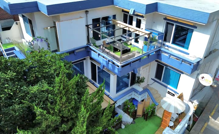 큰집전체|테라스 스테이|최대22명|홍대중심|정원|6br| - Seoul