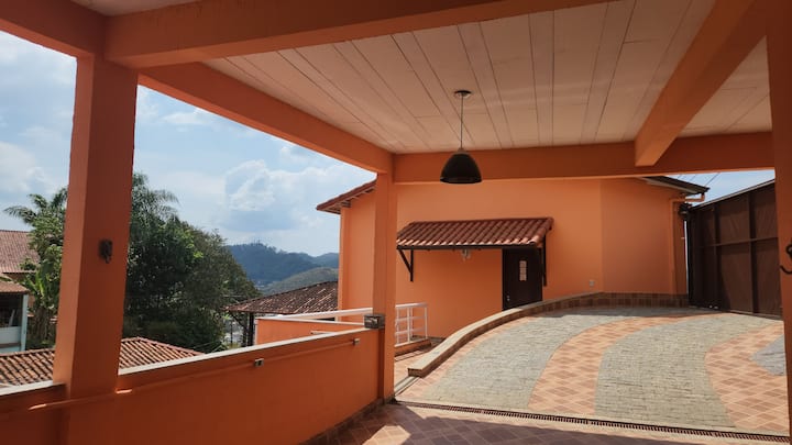 Sua Casa Aqui Na Serra. - Nova Friburgo