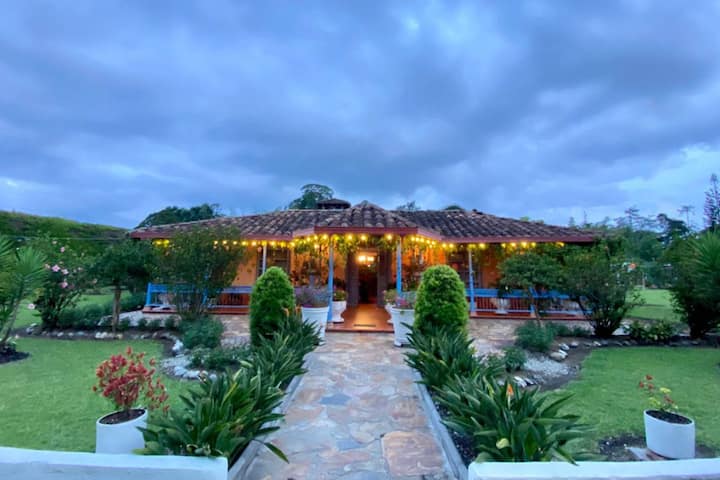 Country Villa/llano Grande/near Medellin - Rionegro