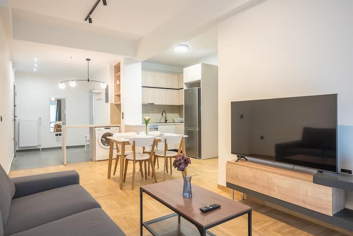 New Spacious Modern Flat - Пирей