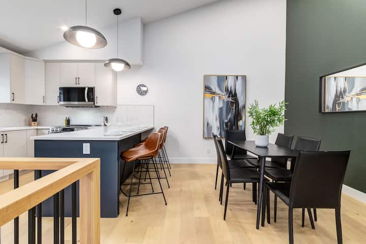 Brand New Perfect Family Home, W/ Garage Parking - Calgary