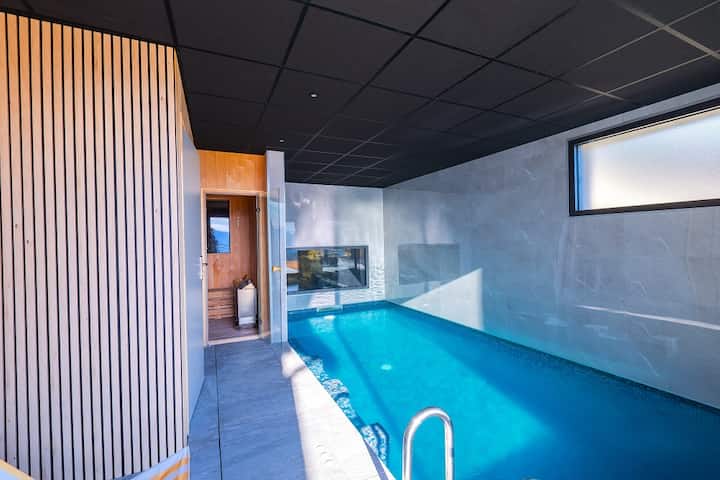 <Villa & Spa Kyo-alpes>, 10 P, Piscine Intérieure - Les 7 Laux