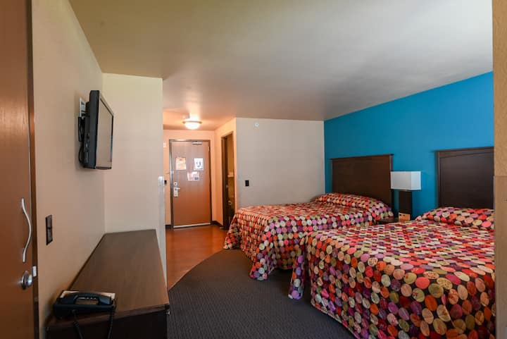 Canyon Condo - Wisconsin Dells, WI