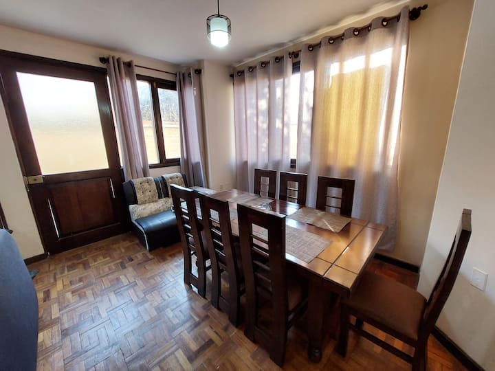 Amplio Departamento En Obrajes - La Paz