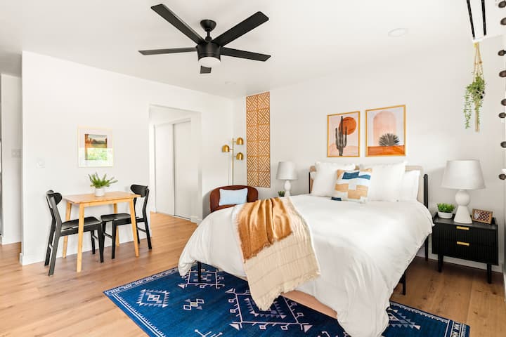 Updated Modern Southwest Studio | Hot Tub - Sedona, AZ