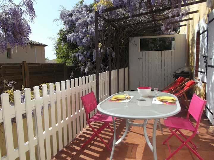 T2  Rdc  39 M²  Dans Maison - Biot