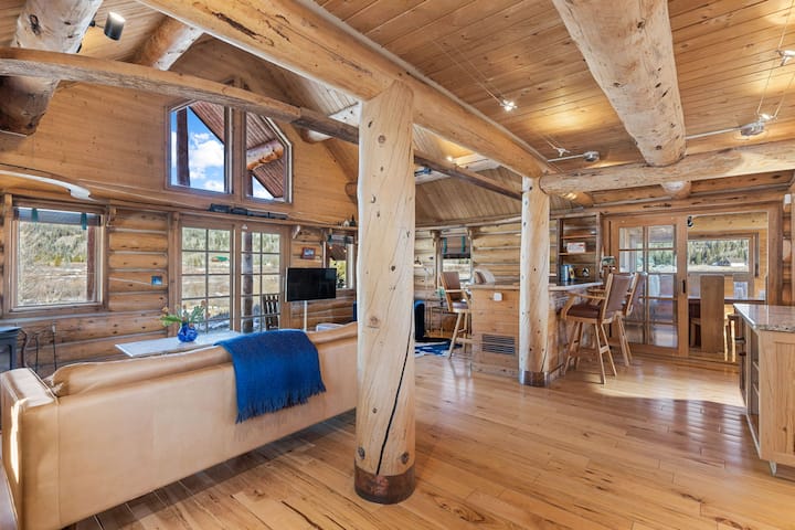 Custom Cabin Near Breck | 4 Private Acres W/ Creek - Alma, CO