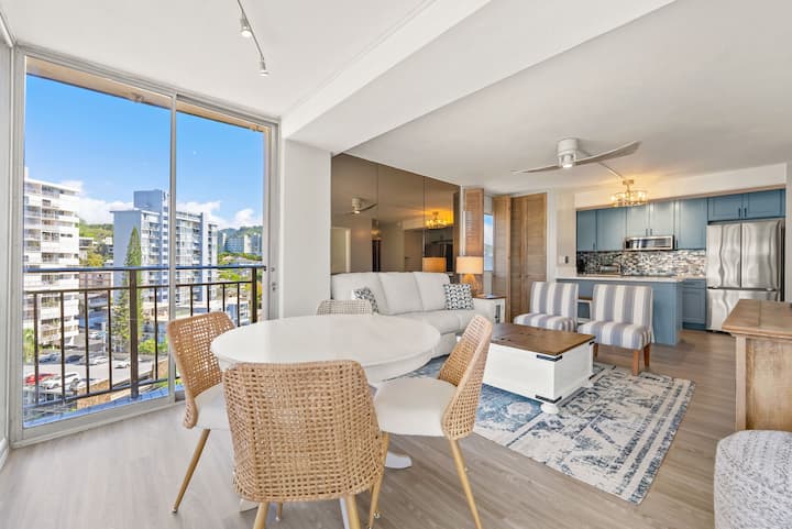 [New]ocean + Sunset Views | Parking | Kitchen | Wd - Honolulu, HI