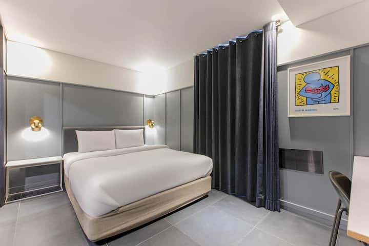 부티크 호텔 / 2호선 신대방역 /시몬스 침대 / D / 금연 / 4성급 호텔침구 - Séoul