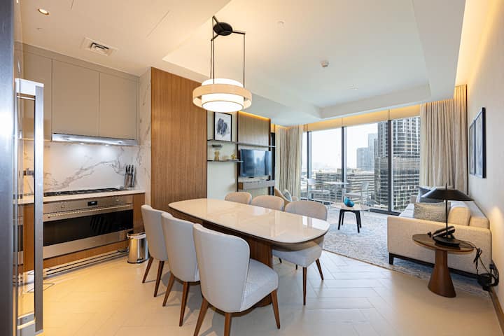 Stunning Opera 3br Apartment - 