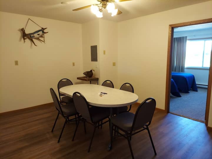 Unit 3-3 Bedroom 2 Bath Kitchen - Devils Lake, ND