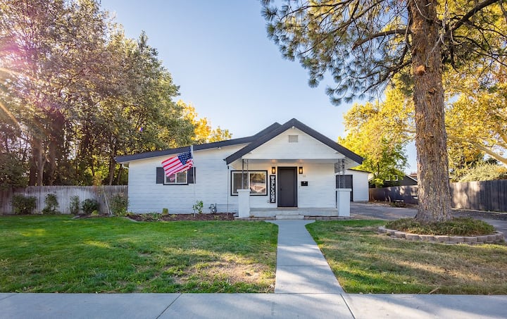 Historic Downtown Meridian Home - Meridian, ID