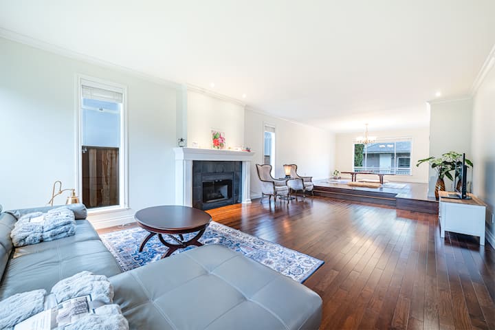 The Ester House - Vancouver