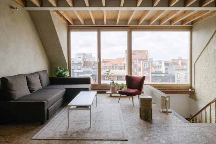 Room In Wiels - Uccle