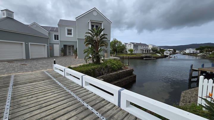 Goose Private Island - Knysna