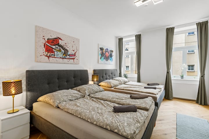 Modern 4-room Apartment In Vienna With Balcony - Vienne