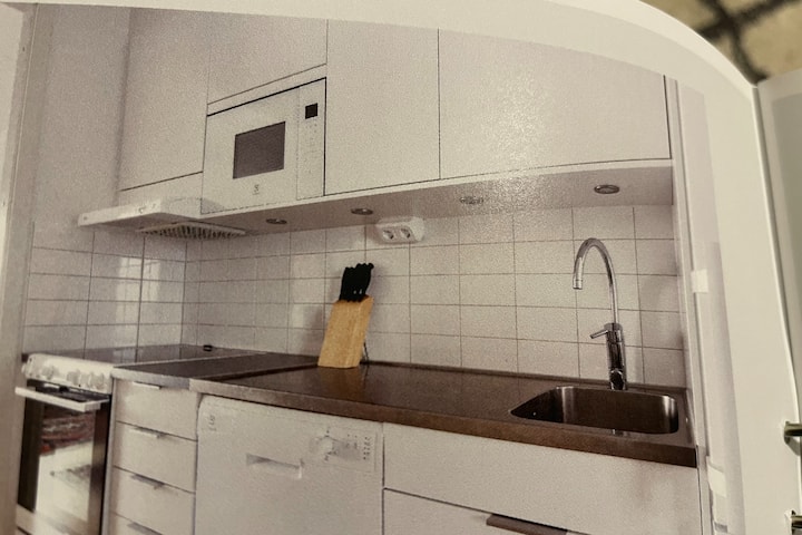 Rent, Fint Och Tryggt,fin Utsikt - Tumba