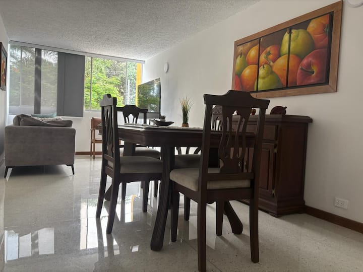 Cerca Unicentro, Palacio De Exposición Plaza Mayor - Medellin, Antioquia, Colombia