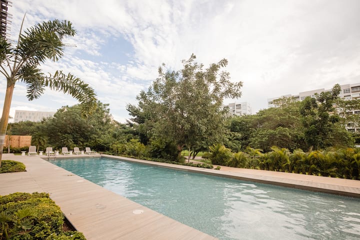 Luxury Apartment In An Exclusive Condominium+pool - Mérida