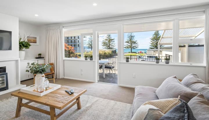 4 Bedroom Kaikoura Beach House Ocean Views - Kaikōura