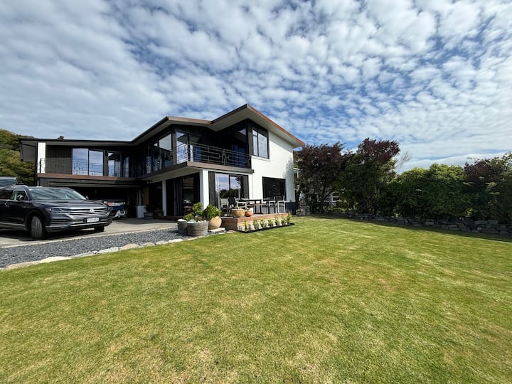 Dyers Pass House - Christchurch