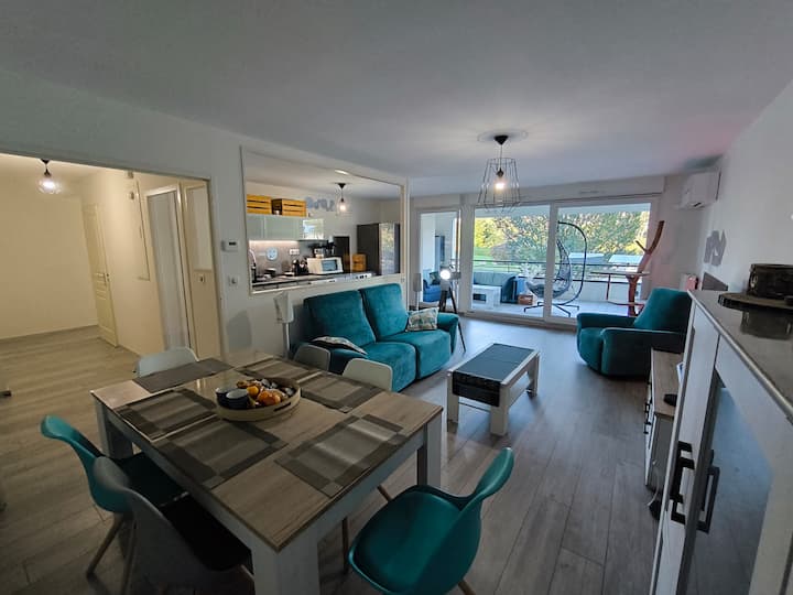 Superbe 68m²+ Terrasse Au Bord De L'eau + Parking - ibis Nancy Centre Sainte Catherine
