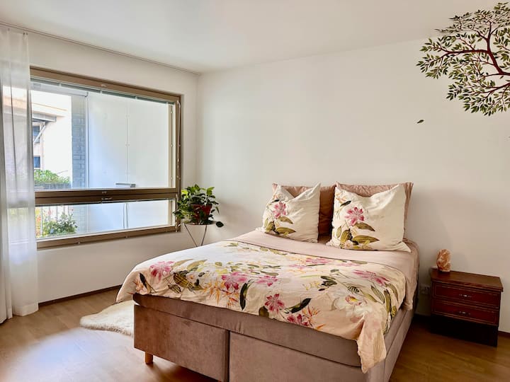 Private Sauna | Two Bedrooms | Spacious 75 M² - Helsinki