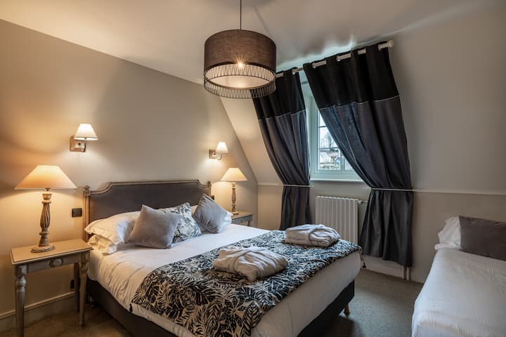 Hôtel Spa Le Bailliage - Chambre Confort Triple - Salers