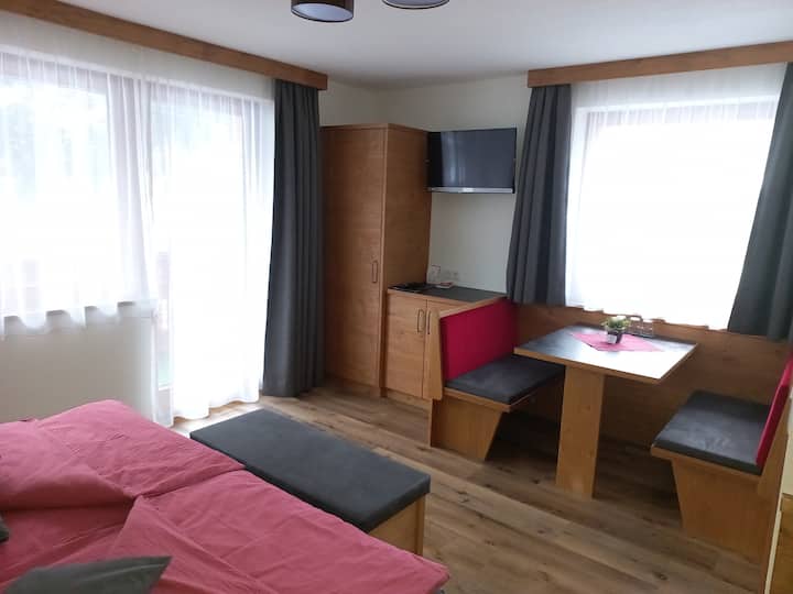 Haus Alpenflora - Komfortzimmer - Kaisers