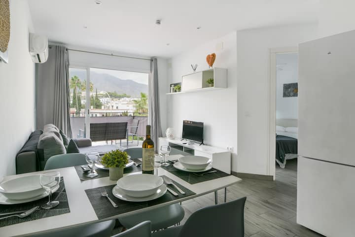 Torremolinos. Cómodo Apartamento. Piscina - Torremolinos