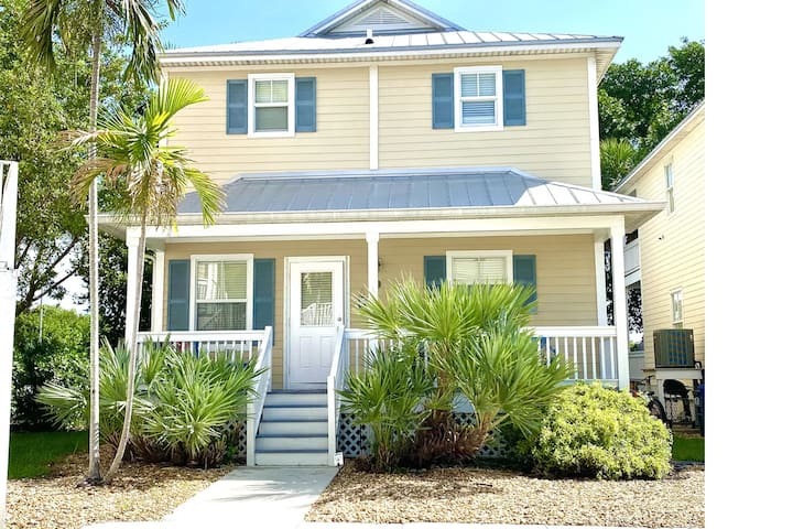 Casa Calypso 3bed3bath Sleeps 8 Beautiful Decorate - Key West, FL