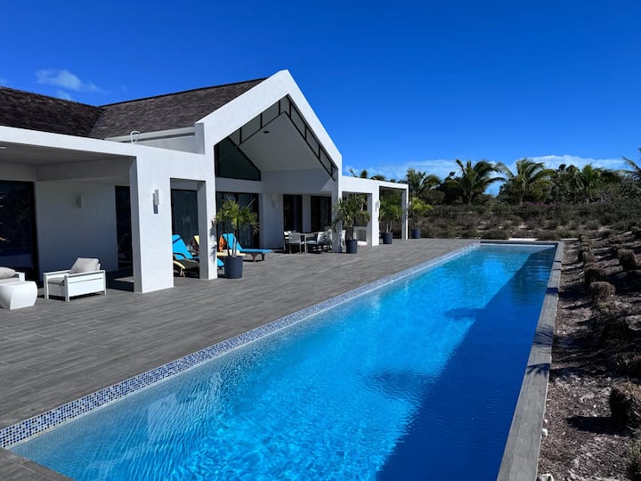 Ultra High Exclusive Mansion - Private Beach - Turks and Caicos Islands