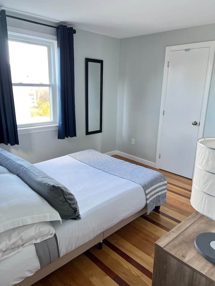 Stay With Noela - Portland