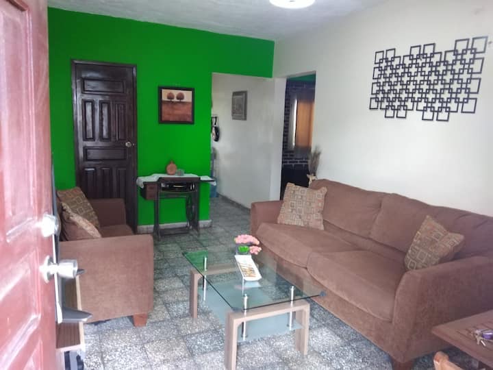 Ample Et Confortable Apt. Dans Villa Olimpica - Tegucigalpa