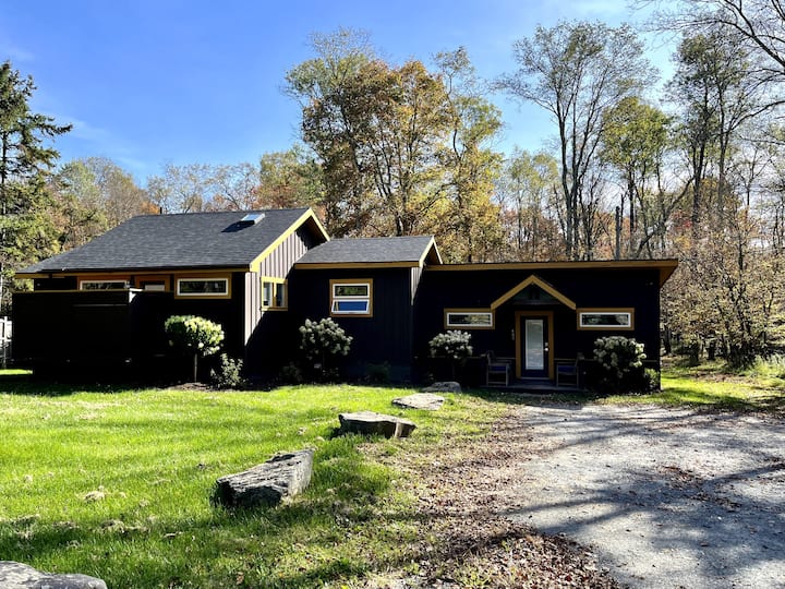 The Club House - Livingston Manor, NY