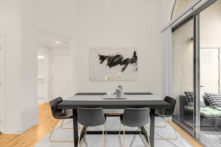 Luxury/ Peaceful/memorable/ One Bedroom W/king Bed - Costa Mesa, CA