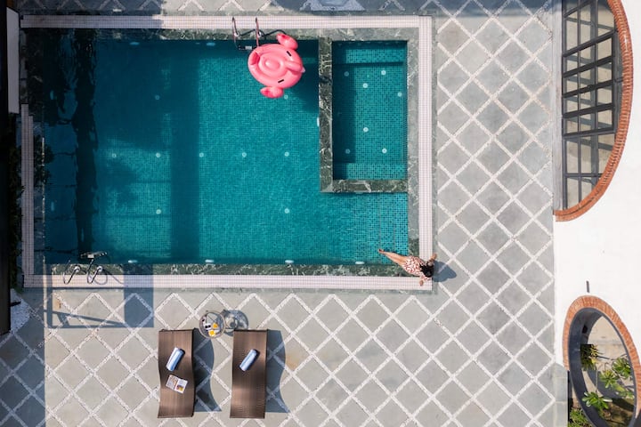 4br- Whispering Arc W/ Pool & Wifi - India