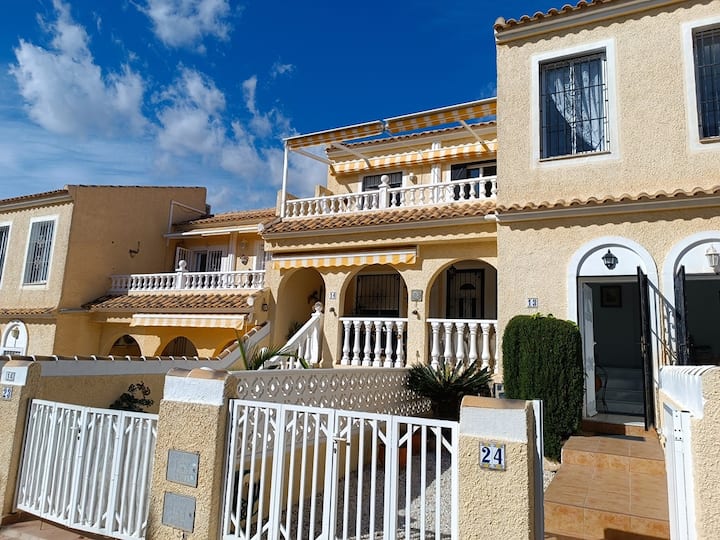 Bonito Piso Con Piscina Y Terraza R97 By Novadesta - Santa Pola