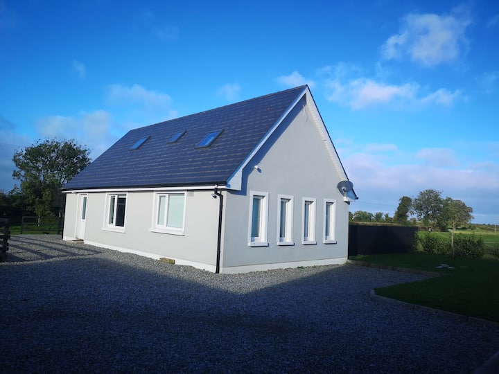 Warm 2 Bd House, Athy - Athy