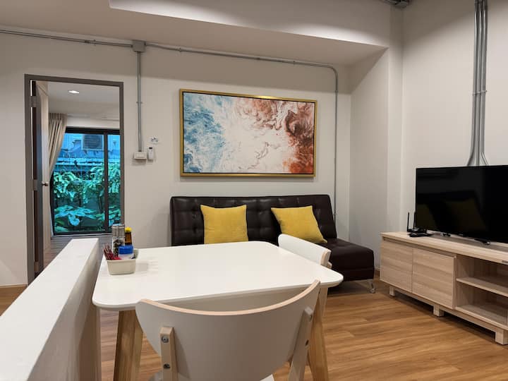 New Apartment With Garden & Bath Tub, Bangkok Cbd - Bangkok