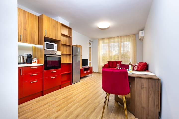 Bright And Cozy Apartment Next To A City Park - Plovdiv