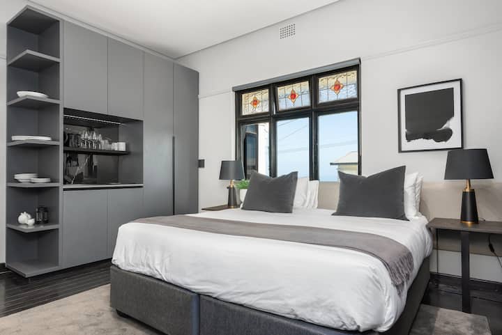 Cozy Heritage Studio In Sea Point | Ac & Netflix - Camps Bay