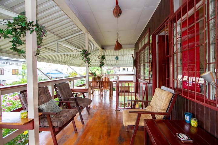 Authentiek Wonen In Paramaribo! - Paramaribo